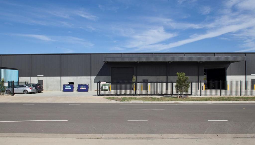 Build a factory or warehouse? | Central Steel Build